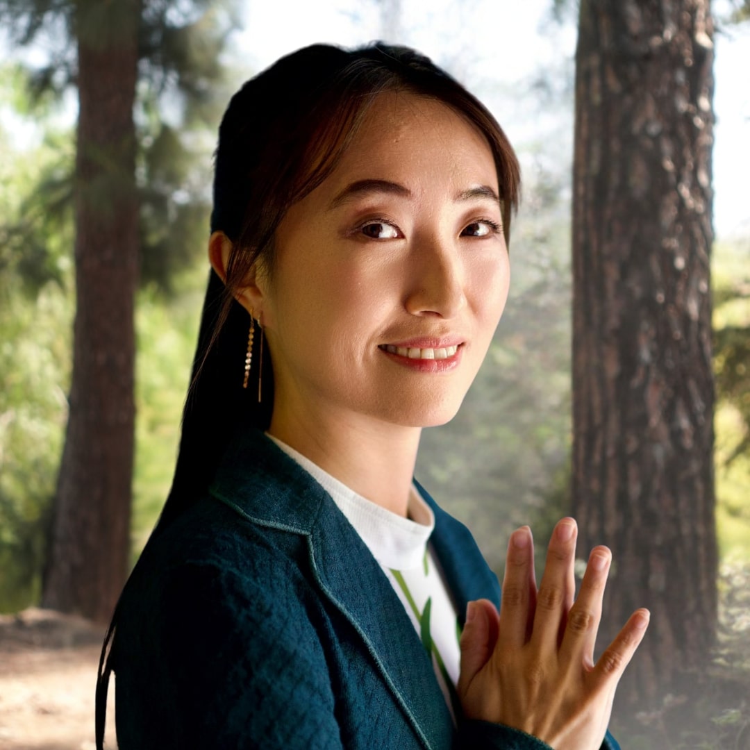 Cici Bo | Yoga and Sound Therapist | The Meadowglade